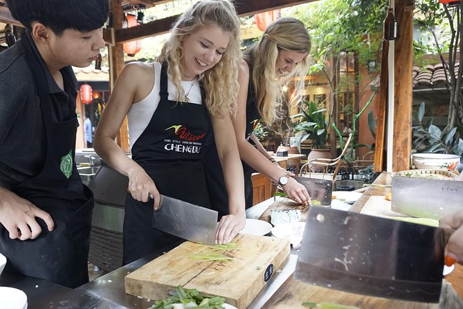 Half-day Xi'an Biang Biang Noodles Cooking Class with Spice Market Visit - Who Would Love This Tour?