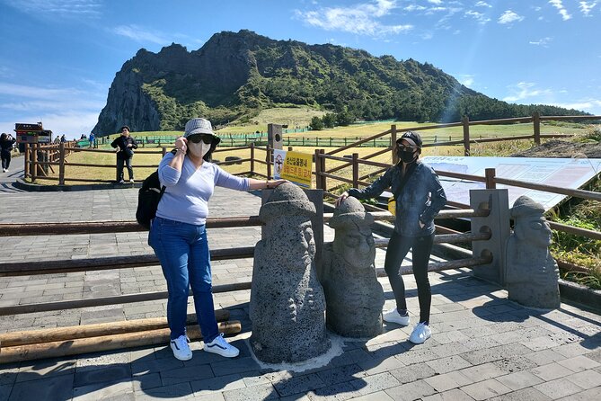 Half or Day Tour For Cruise customers arriving at Jeju City Port - Introducing the Jeju Shore Excursion: A Practical Look at a Popular Tour