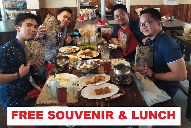 Halfday Excursion Old city Batavia with Lunch and Souvenir - Frequently Asked Questions