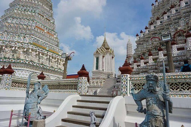 Halfday Private Muslim Selfie Sights Tour with Halal Lunch - The Itinerary: A Deep Dive into Bangkok’s Spiritual and Cultural Heart