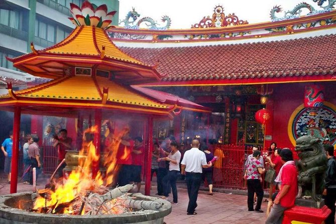 Halfday Trial of Old China town with FREE SNACK & SOUVENIR - An In-Depth Look at the Tour