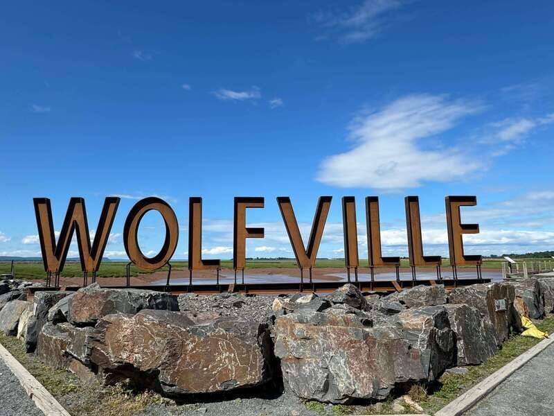 Halifax: Peggy's Cove, Lunenburg, and Annapolis Valley Tour - A Well-Rounded Day of Exploring Nova Scotia