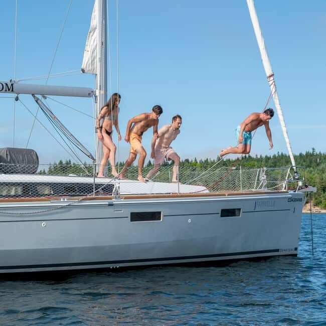 Halifax: Summer Breeze Sailing Tour with Cocktail - What’s Included and What’s Not?