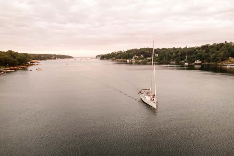 Halifax: Sunset Wine and Cheese Sailboat Cruise - FAQ