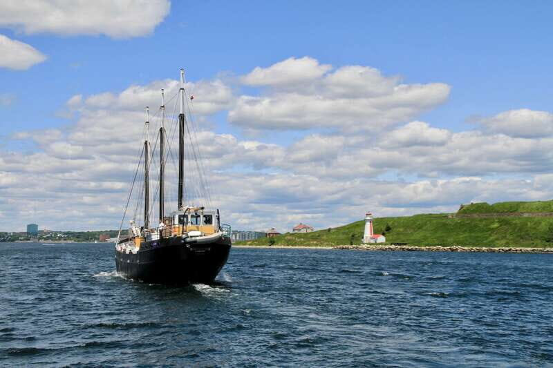 Halifax: Tall Ship Harbor Sailing Cruise with Live Music - The Experience in Detail