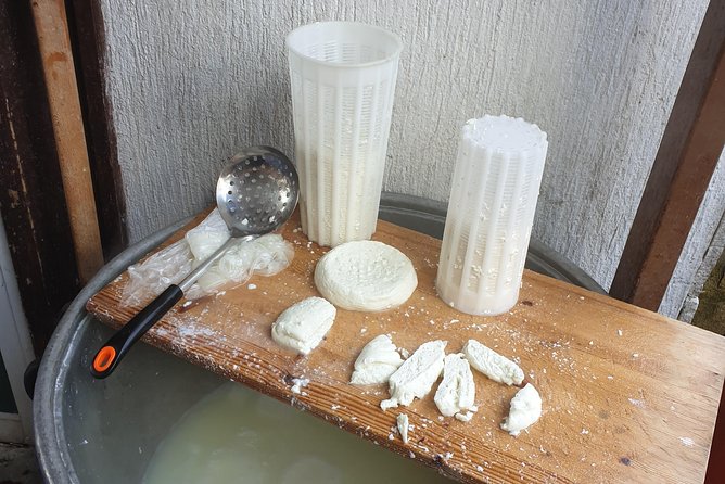 Halloumi Heaven: Cheese-Making Class & Troodos Mountain Villages 7h - Cheese-Making Experience
