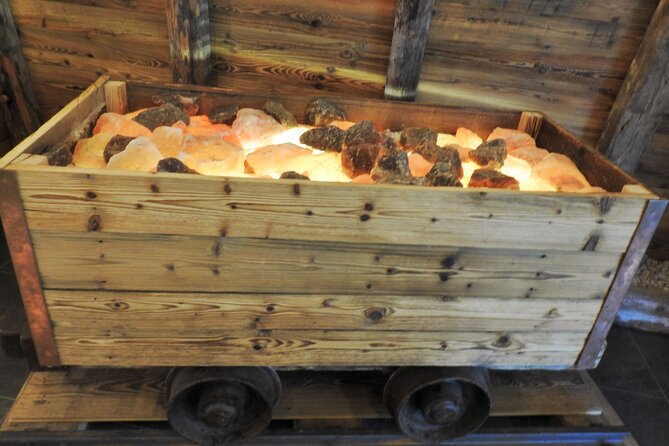 Hallstatt and Salt Mines Small-Group Tour From Salzburg - Tour Experience and Highlights