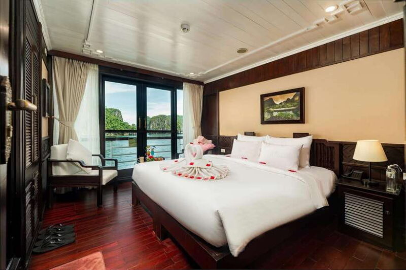 Halong Aquamarine Cruise 5 Star - Key Points