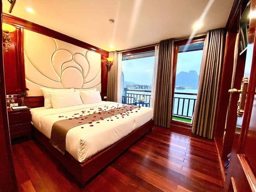 Halong Bay 4 Luxury Cruise & Ninh Binh Tour 3D2N from Hanoi - FAQ
