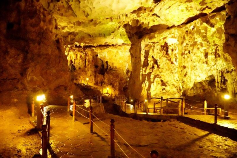 Halong bay 6 hours deluxe cruise trip, lunch, kayaking, swim - The Sum Up