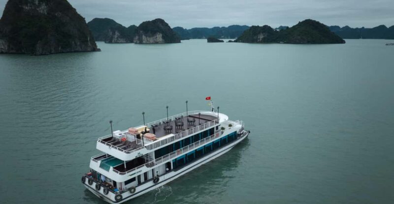 Halong Bay 6 hours trip by VDream Cruise in the afternoon - What Makes This Tour Stand Out?