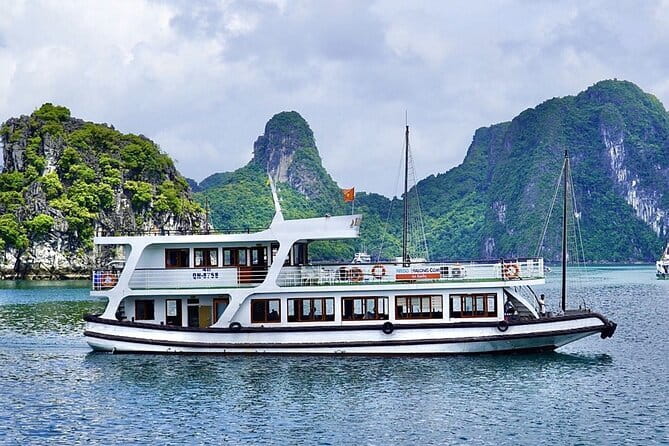 Halong Bay and Cave Full-Day Cruise,Lunch,Cave,Island,Beach from Hanoi - The Scenic Highlights of the Day