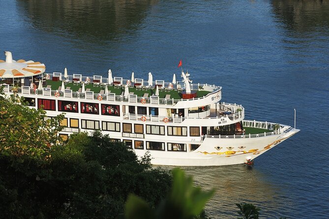 Halong Bay Cruise 3D2N - Kayaking Explorer & Round-trip transfer from Hanoi - Who Is This Tour Best For?