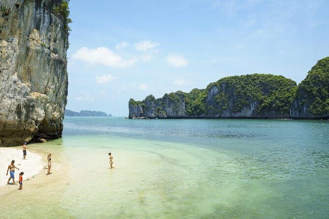 Halong Bay Cruise With 4 Star for 2days/ 1night all included - Key Points