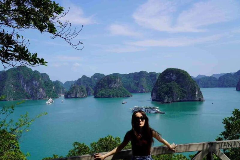 Halong Bay Cruise with Lunch - Discovering the Halong Bay Cruise with Lunch: An Honest Look