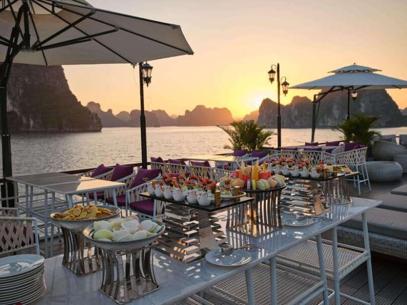 Halong bay day tour: Best seller IRIS CRUISE with live band - Key Points
