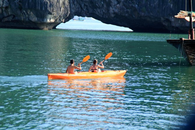 Halong bay full day trip from Hanoi: Visiting Thien Cung, Dau Go cave & Kayaking - Who Should Consider This Tour?