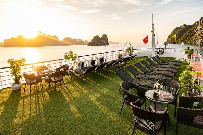 Halong bay Luxury Cruise Day Trip: Buffet Lunch & Limousine Bus - Why This Tour Works Well