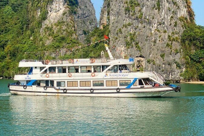 Halong Bay Luxury Cruise Day Trip from Hanoi by Limousine Bus - Who This Tour Is Perfect For