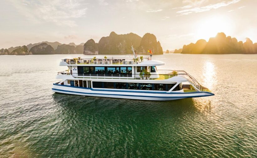 Halong Bay Luxury Cruise with Kayaking & Lunch Buffet - The Realities: Pros and Cons from Travelers’ Perspectives