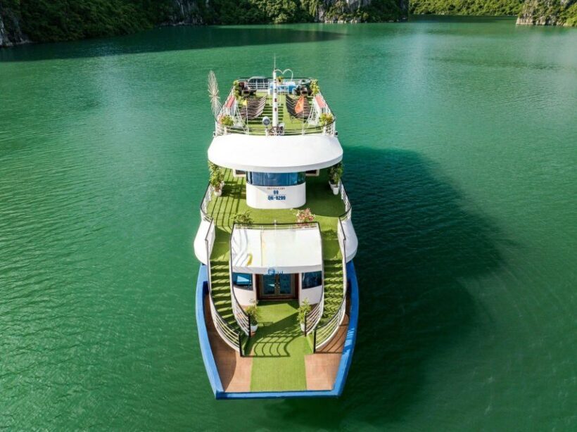 Halong Bay Luxury Cruise with Kayaking & Lunch Buffet - The Sum Up