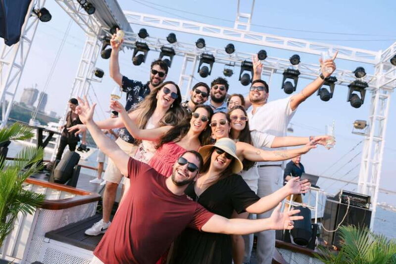 Halong Bay luxury Iris cruise day tour: Best experience - Who Should Consider This Tour