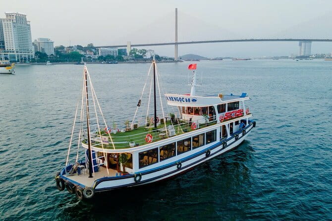 Halong Bay Shore Excursion 6 Hour Private Cruise from Cruise Port - Key Points