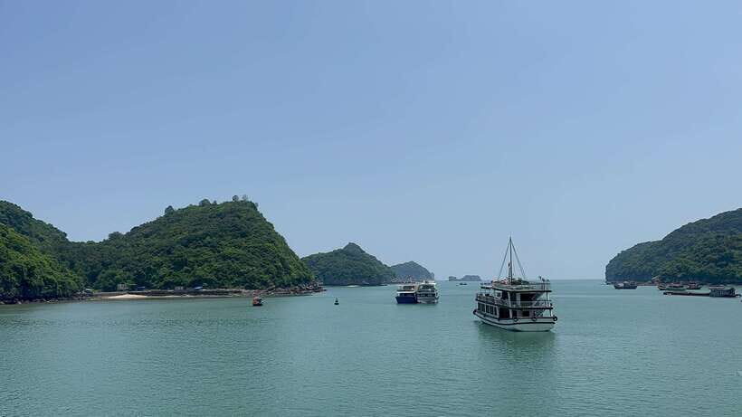 Halong Bay Sightseeing Cruise Full Day Tour With Buffet - Dining and Entertainment on Deck