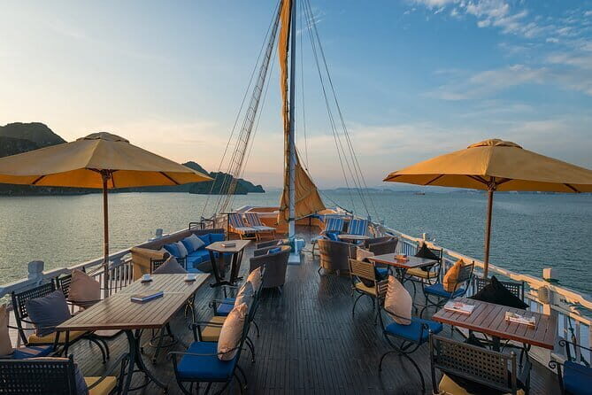 Halong Bay Tung Sau & Trinh Nu 3D2N Private Cruise - Introduction