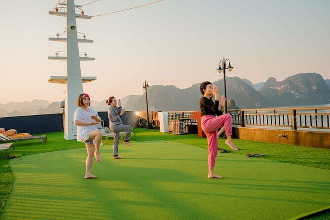 Halong Bay Tung Sau & Trinh Nu 3D2N Private Cruise - Key Points
