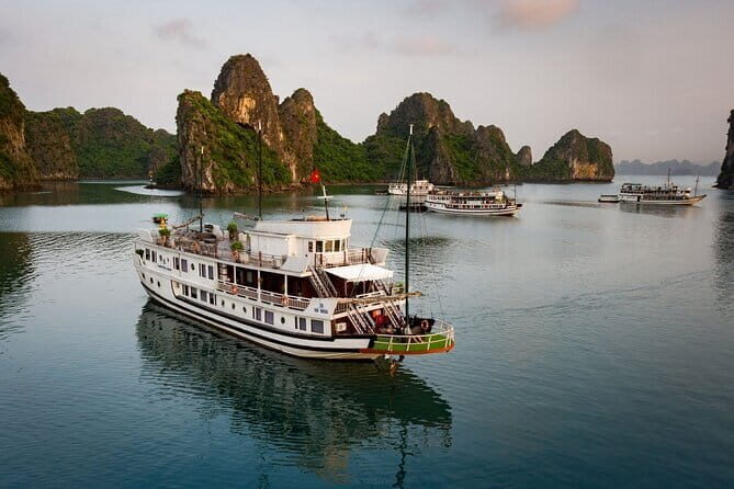 Halong Bay Tung Sau & Trinh Nu 3D2N Private Cruise - The Sum Up