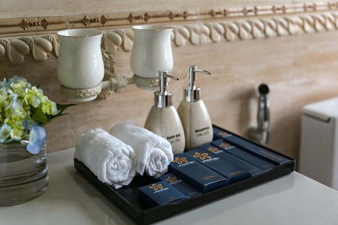 HaLong - LanHa Bay 2 Nights On The 1st Deck with La Pandora Cruises - An In-Depth Look at the Lan Ha Bay & La Pandora Experience