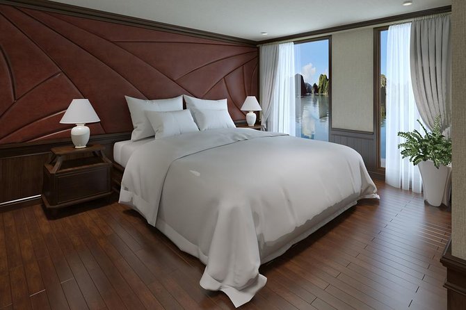 Halong Luxury Cruise 2D/1N: Kayaking, swimming, Titop island, Surprise cave - In-Depth Itinerary Breakdown