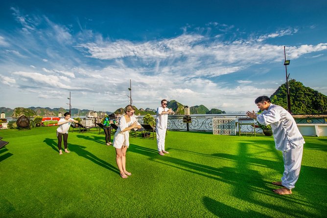 Halong Luxury Cruise 2D/1N: Kayaking, swimming, Titop island, Surprise cave - FAQs