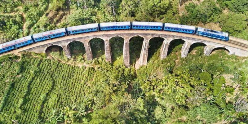 Hambantota/Tangalle/Hiriketiya: Ella Highlands Day Tour - The Iconic Nine Arch Bridge