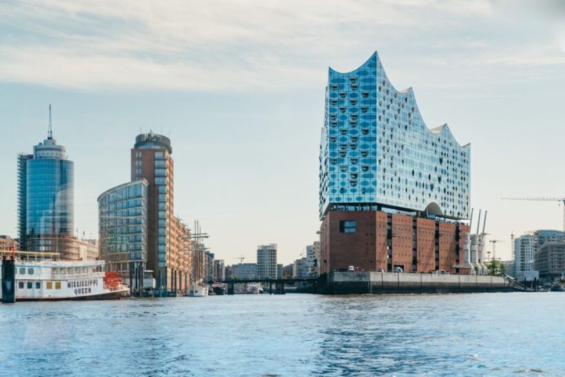 Hamburg: 1.5-Hour Harbor and Speicherstadt Day Cruise - Final Thoughts