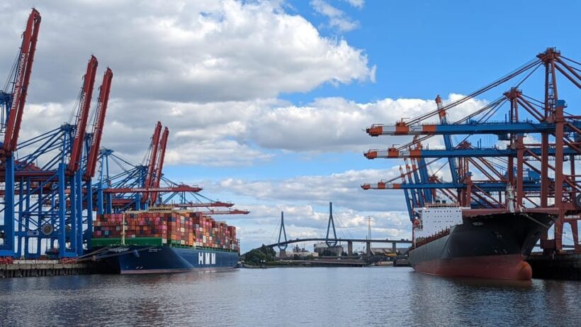 Hamburg among friends - Van tour - A Closer Look at the Hamburg among Friends Van Tour