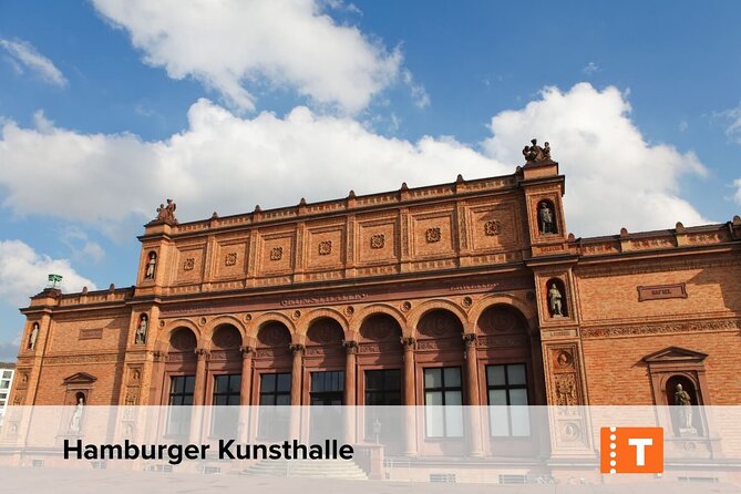 Hamburg: City Pass with 40+ Attractions & public transport - Deep Dive Into the Stops