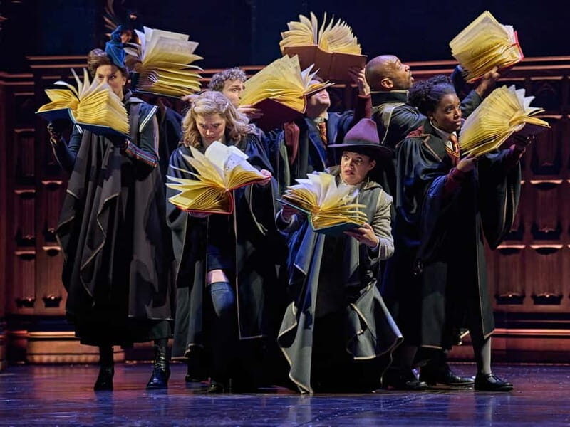 Hamburg: Harry Potter and the Cursed Child Theater - A Close Look at the Experience