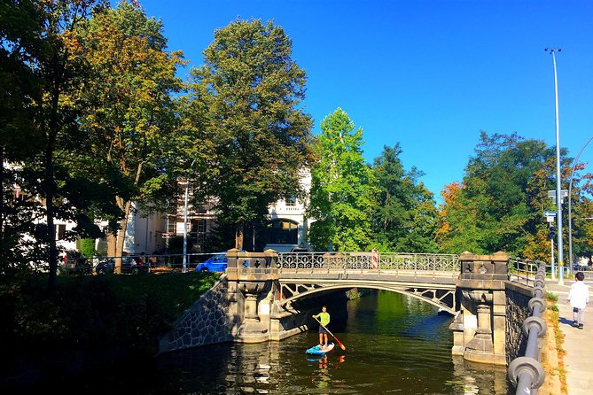 Hamburg: Hop-On Hop-Off Tour - Yellow Double Decker - Who Will Appreciate This Tour?