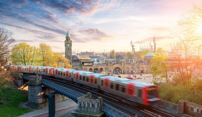 Hamburg: Old Town Highlights Private Walking Tour - A Deep Dive into Hamburg’s Old Town and Beyond