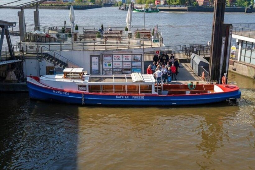 Hamburg: One Hour Traditional Harbor Cruise - Who Should Consider This Tour?