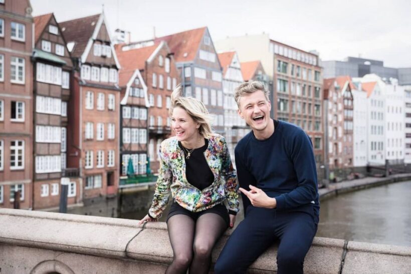 Hamburg: Private Couples' Photoshoot and Walking Tour - An Honest Look at What You Can Expect