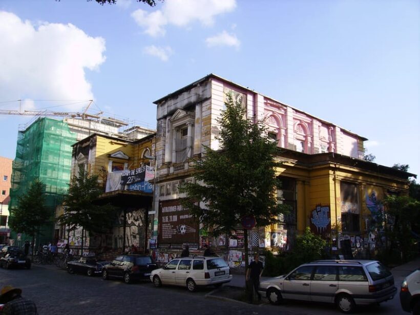 Hamburg: Private Tour - Schanzenviertel & Karolinenviertel - The Neighborhoods: What You Can Expect to See