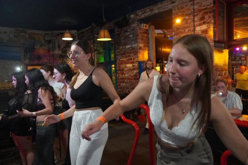 Hamburg: Reeperbahn Pub Crawl with Shots and Games - The Authentic Vibe & Why It Works