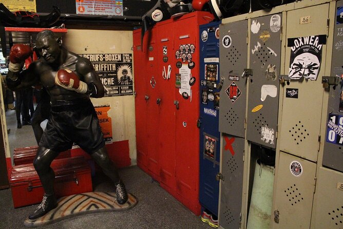 Hamburg: Safari Tour in St. Pauli - Who Should Consider This Tour?