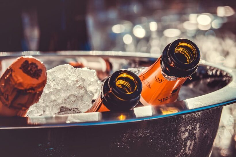 Hamburg: Saturday Night Boat Party - Who Would Enjoy This Tour
