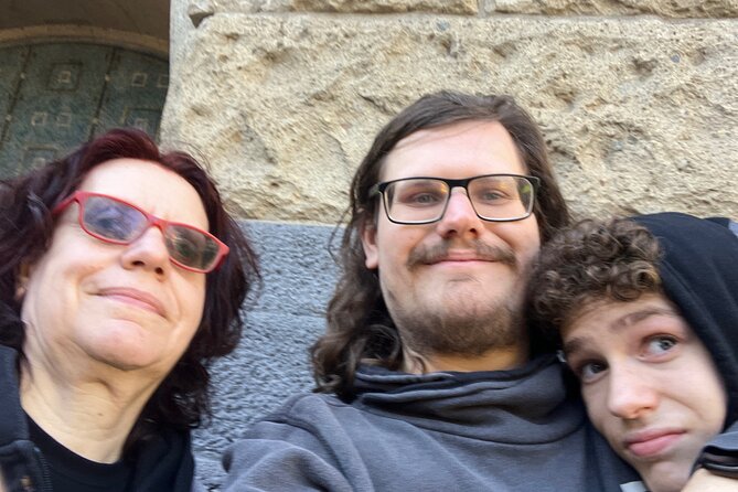 Hamburg Scavenger Hunt and Sights Self-Guided Tour - Recommended for Travelers