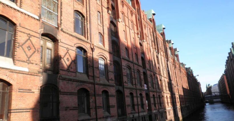 Hamburg: Speicherstadt & HafenCity 2-Hour Walking Tour - A Walk Through Hamburg’s Waterfront: An In-Depth Review