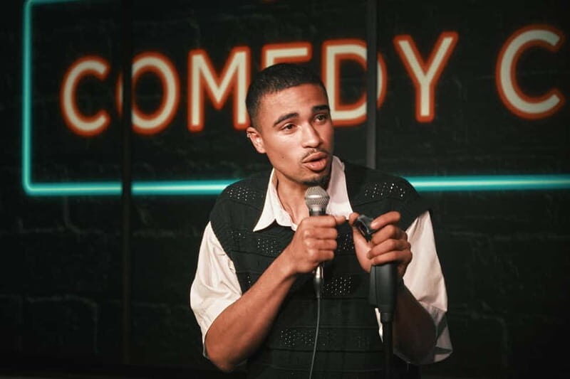 Hamburg: St. Pauli Comedy Club - A Closer Look at the Comedy Night Experience